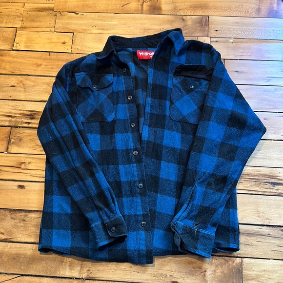 Wrangler | Tops | Wrangler Blue Checkered Flannel Heavy Weight Vintage ...
